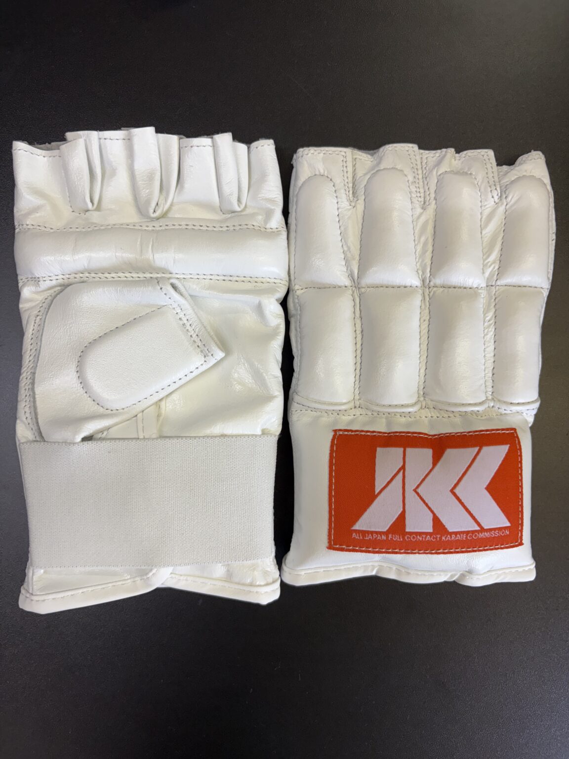 ISAMI製 JKCナックルグローブ